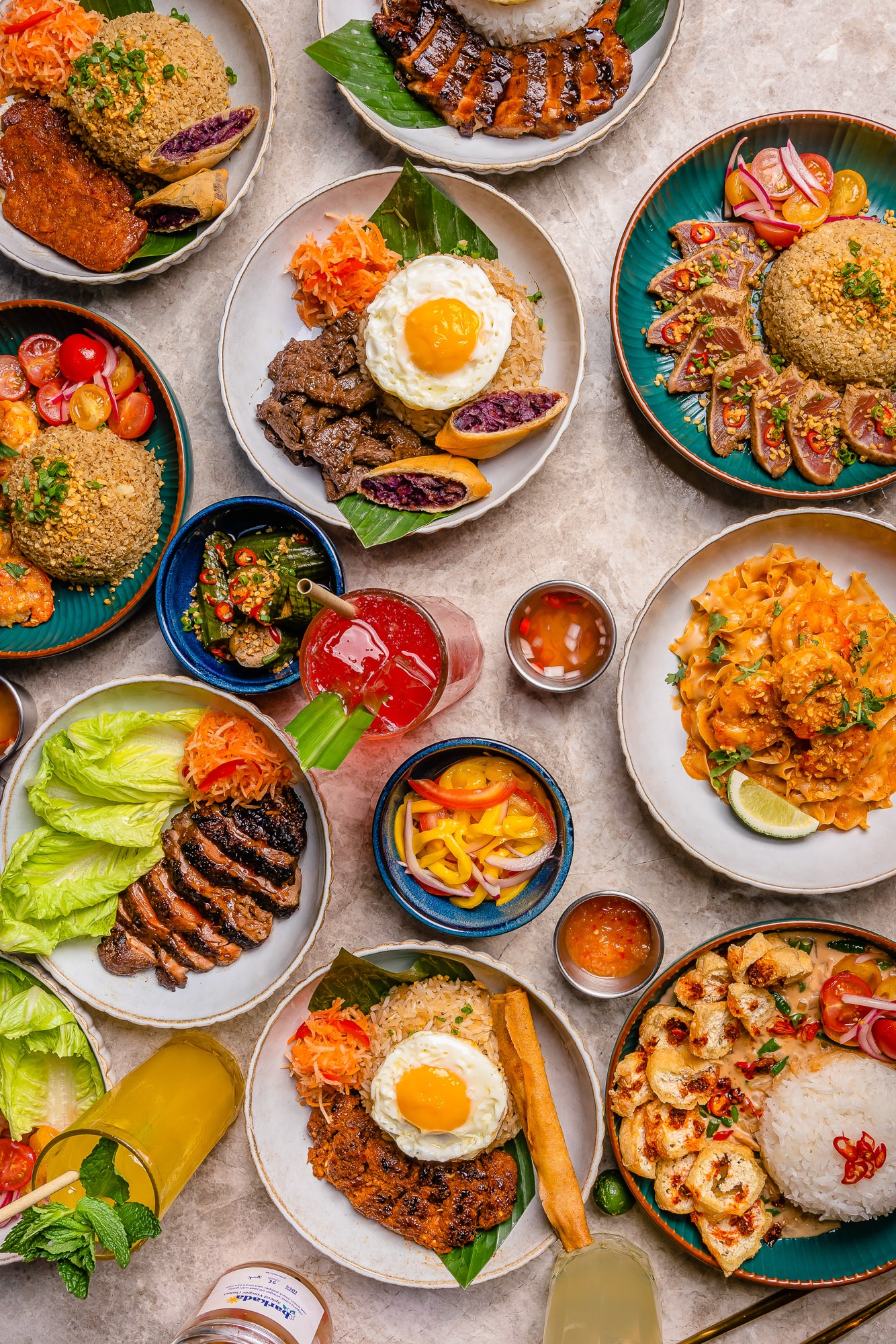 Lunch Gallery – Barkada